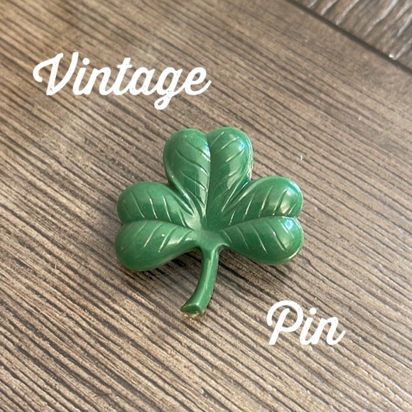 Vintage | Jewelry | Vintage Plastic Shamrock Pin St Patricks Day | Poshmark